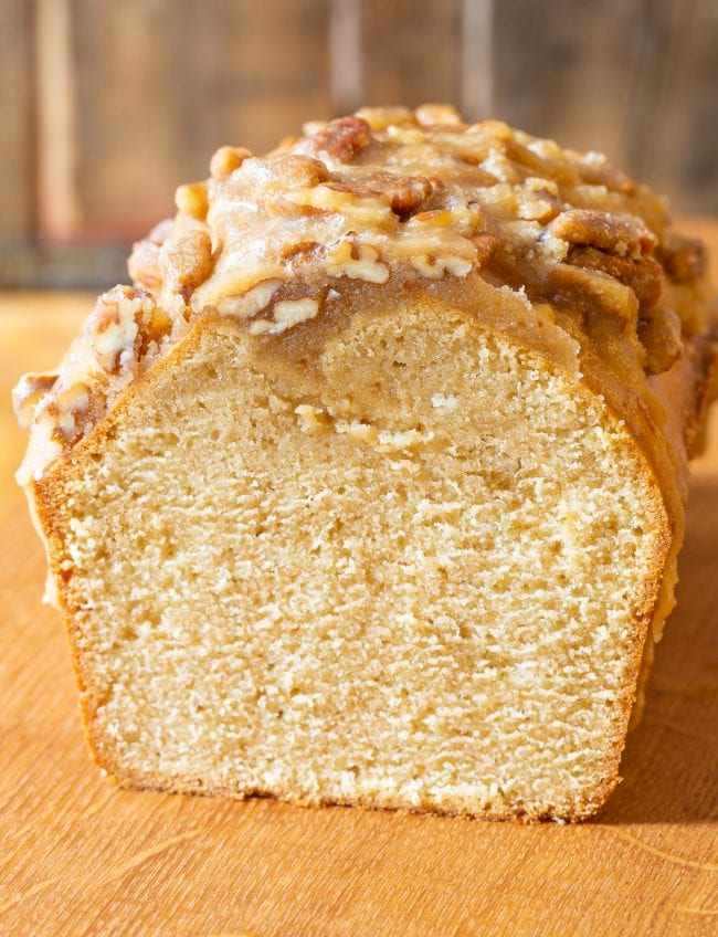 Pecan Praline Pound Cake Recipe - A Spicy Perspective
