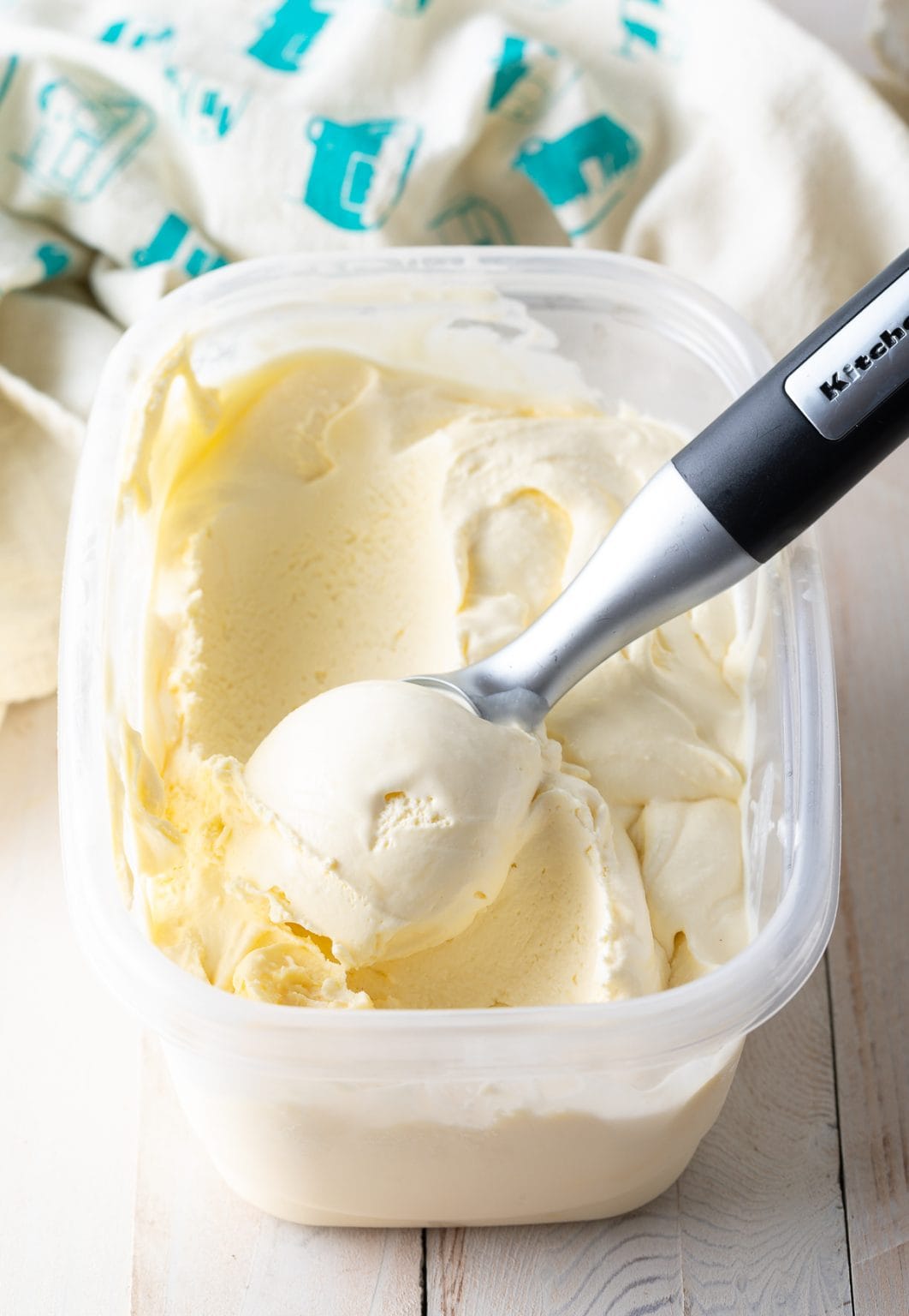 Homemade Vanilla Ice Cream Recipe (VIDEO) - A Spicy Perspective
