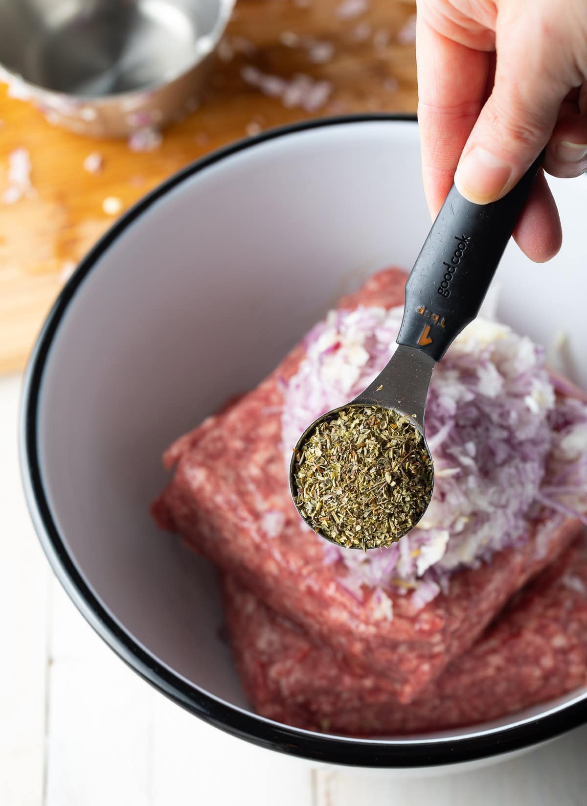Gryo recept med hemlagad lamm Gryo kött | Adam Faliq