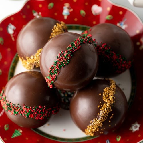 Hot Chocolate Bombs - A Spicy Perspective