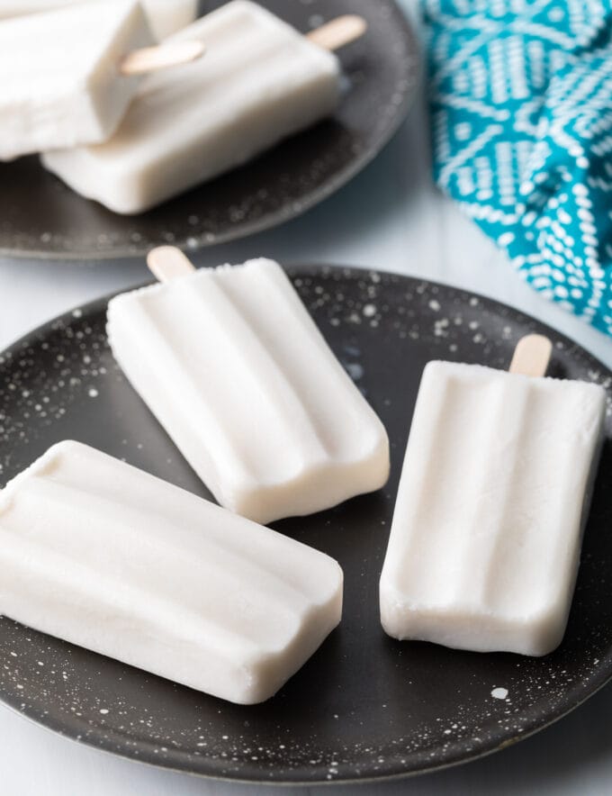 Jello Popsicles (Easy 3-Ingredients) - A Spicy Perspective