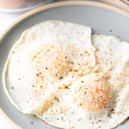 How To Make Over Easy Eggs (Recipe + VIDEO) - A Spicy Perspective