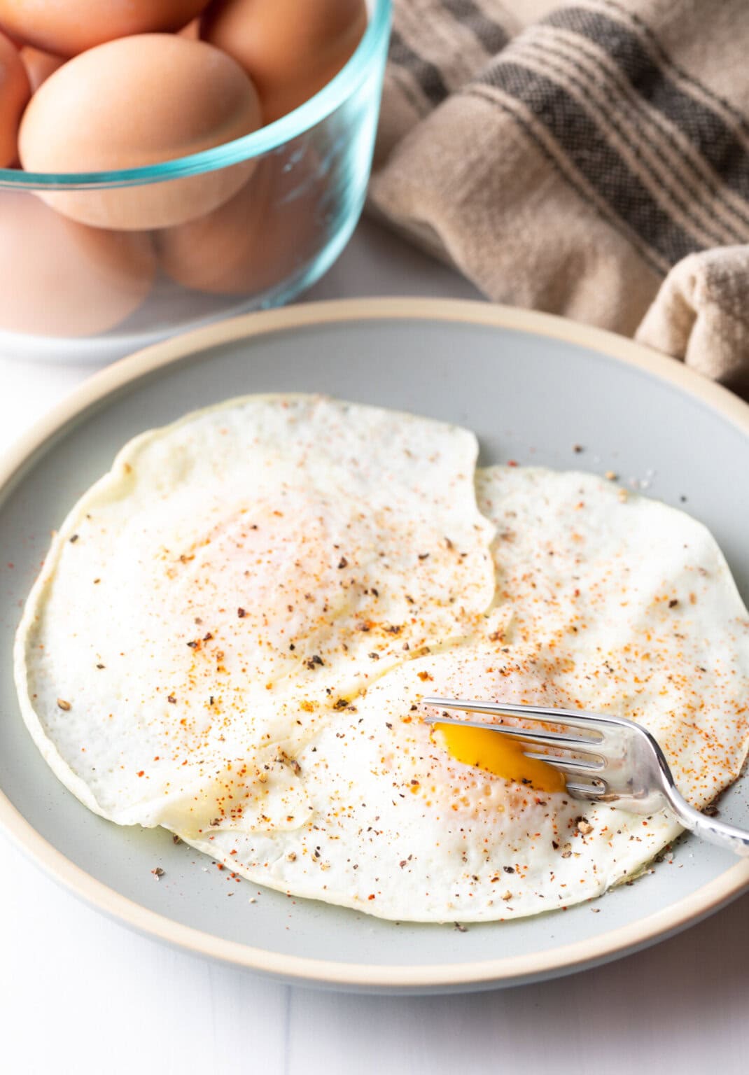 How To Make Over Easy Eggs (Recipe + VIDEO) - A Spicy Perspective