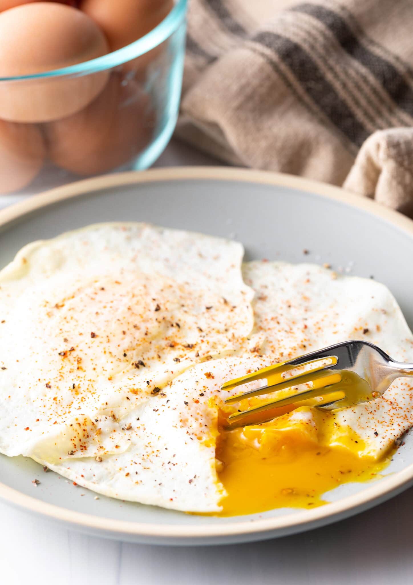 How To Make Over Easy Eggs (Recipe + VIDEO) - A Spicy Perspective