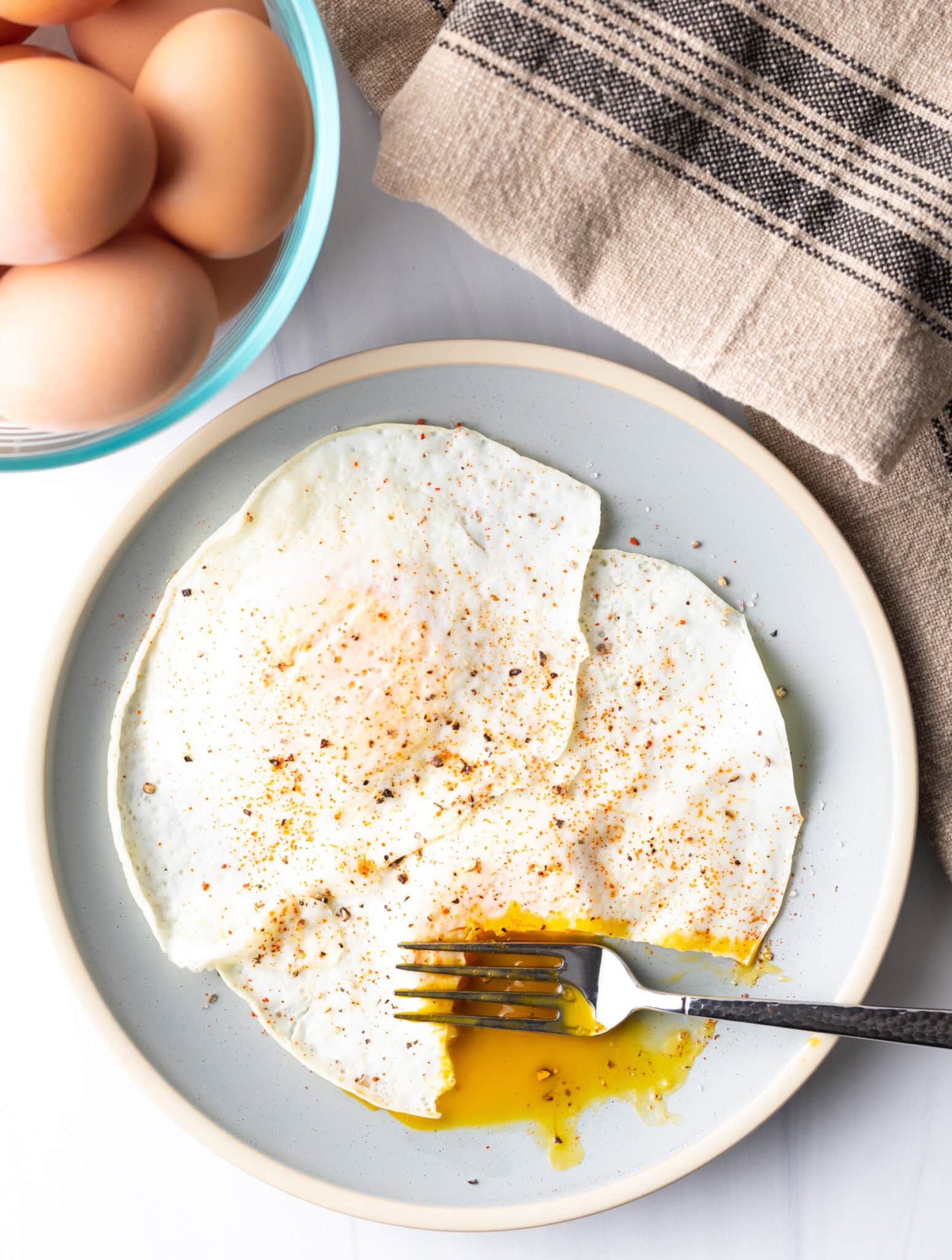 How To Make Over Easy Eggs (Recipe + VIDEO) - A Spicy Perspective