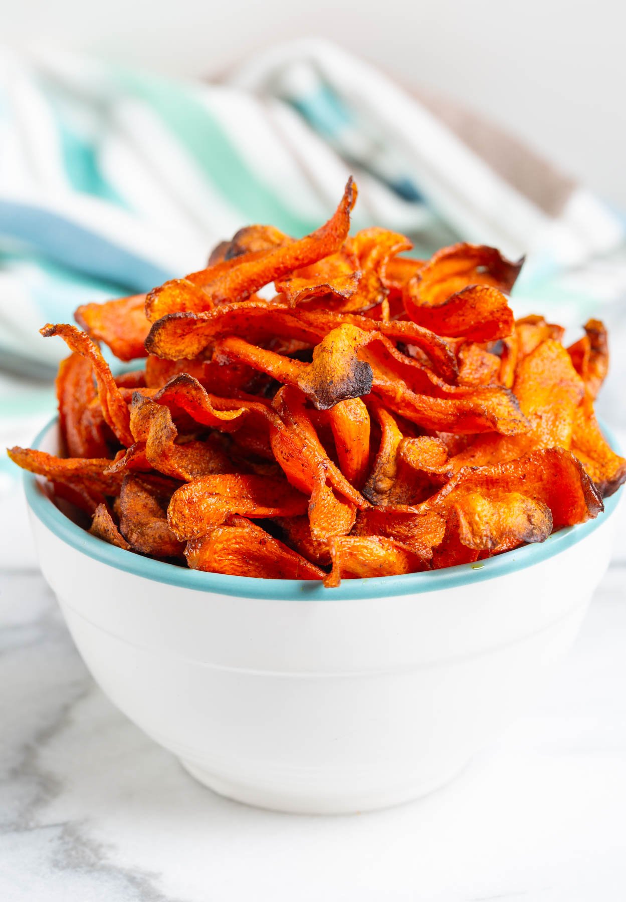 Baked Carrot Chips - A Spicy Perspective