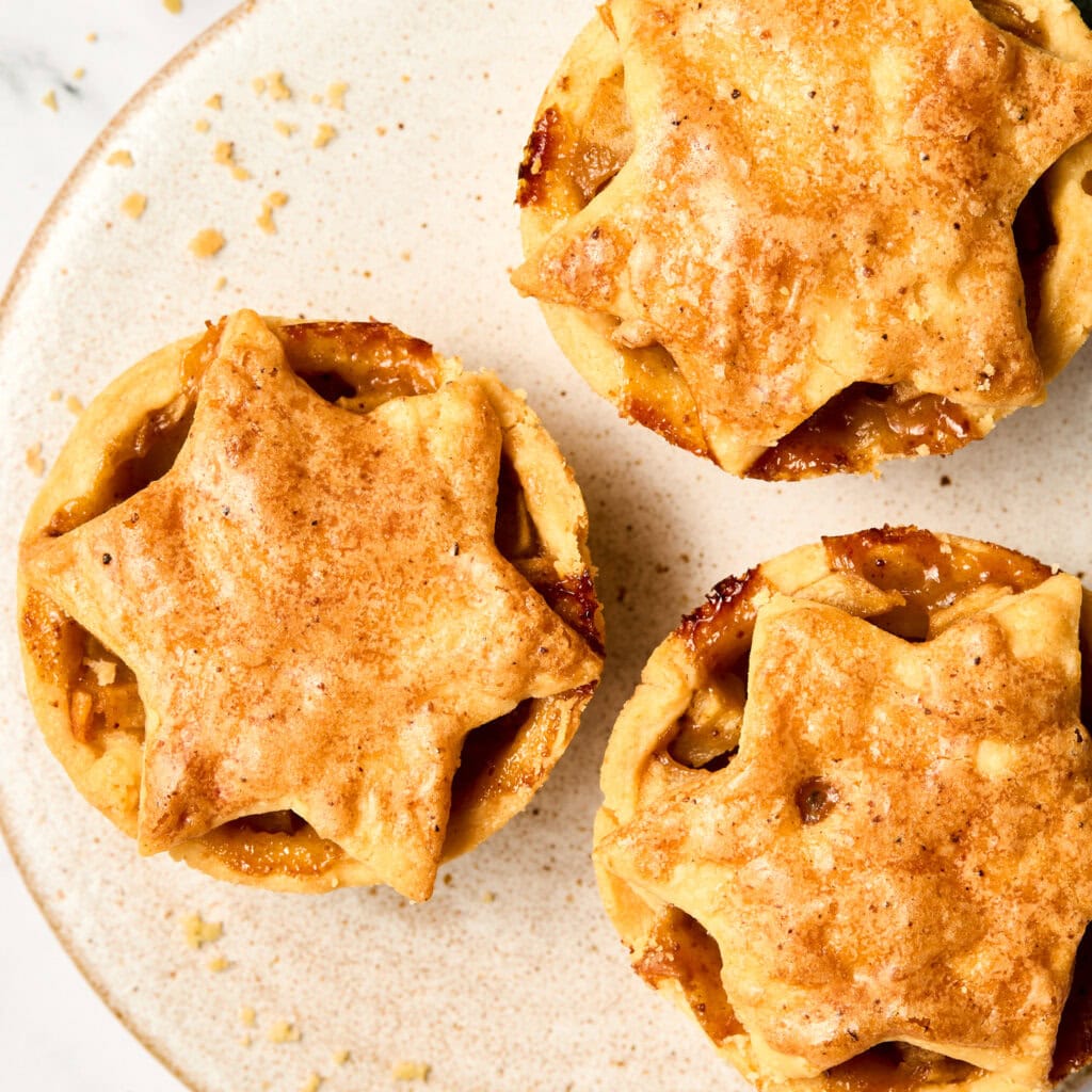 Mini Apple Pies - A Spicy Perspective