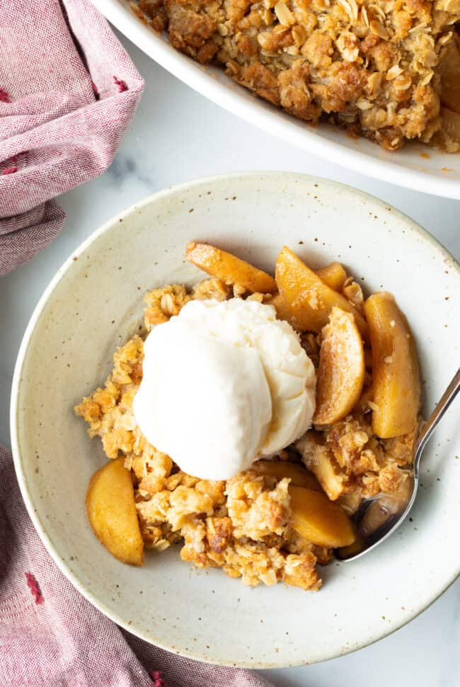 Easy Apple Crisp - A Spicy Perspective