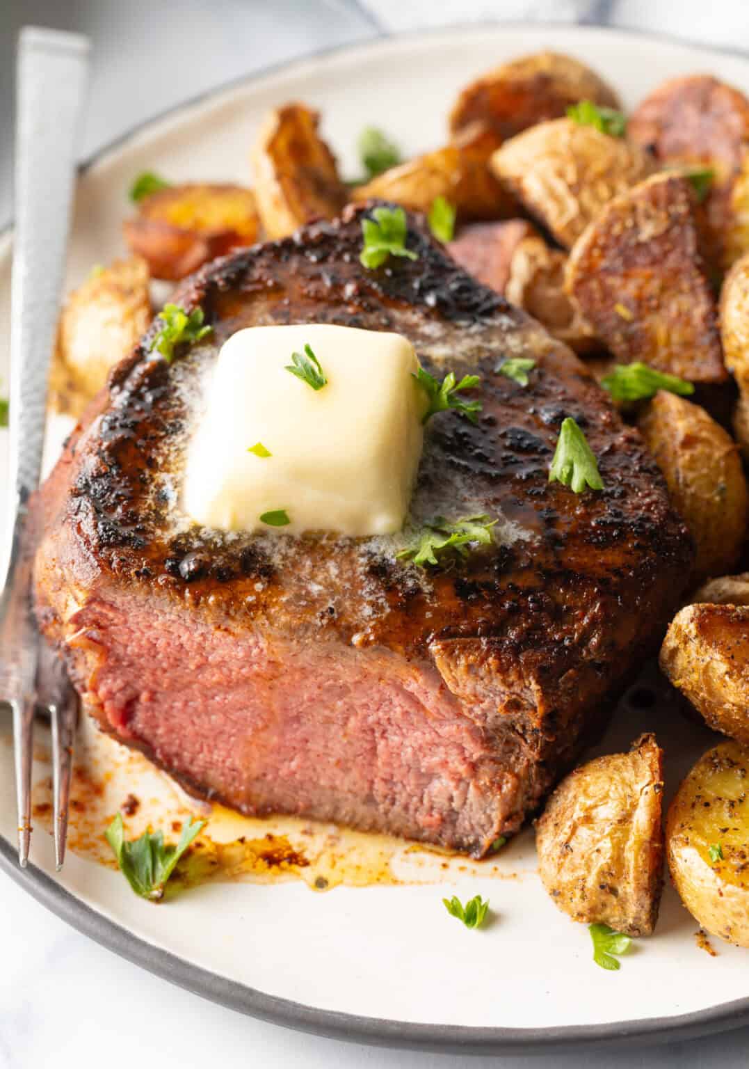 Easy Reverse Sear Steak Guide - A Spicy Perspective