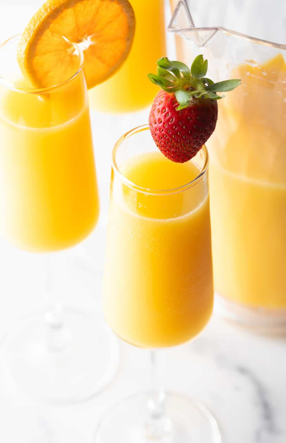 How to Make the Perfect Mimosa (Recipe + VIDEO) - A Spicy Perspective