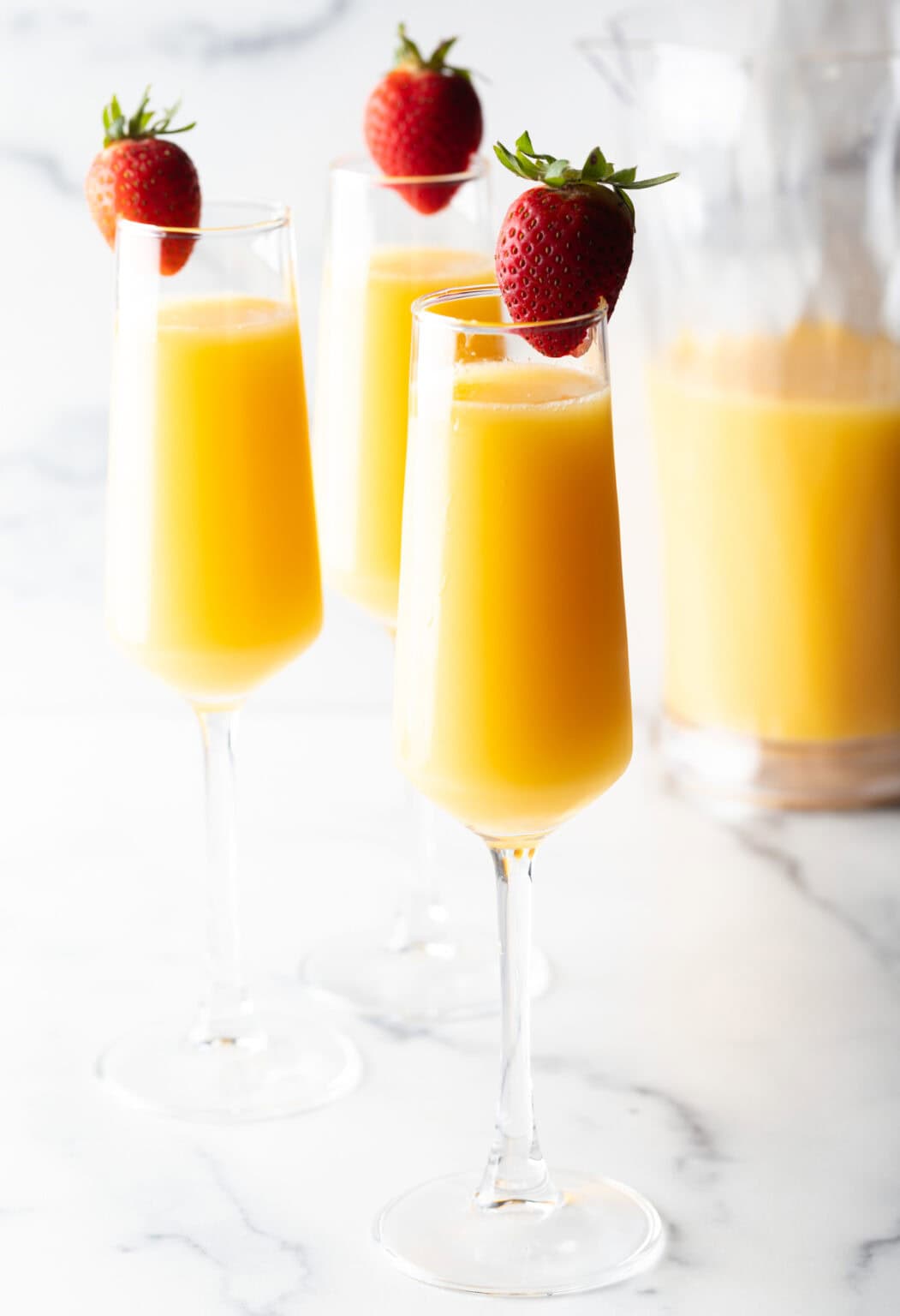 How to Make the Perfect Mimosa (Recipe + VIDEO) - A Spicy Perspective