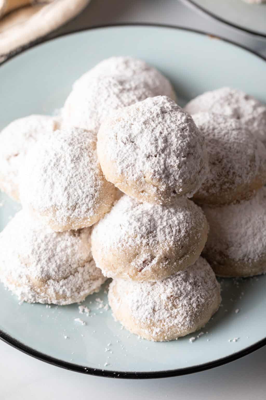 Russian Tea Cakes (Snowball Cookie Recipe) - A Spicy Perspective