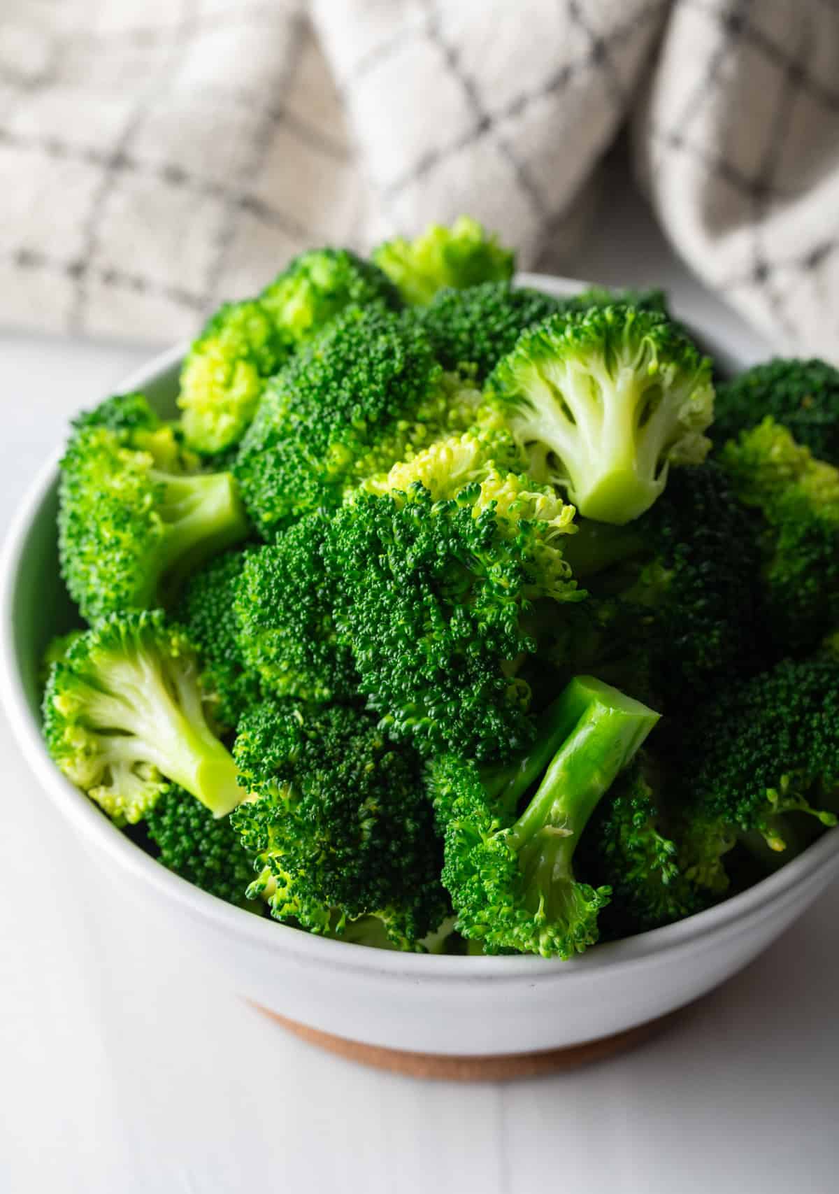 How to Boil Broccoli on the Stove - A Spicy Perspective